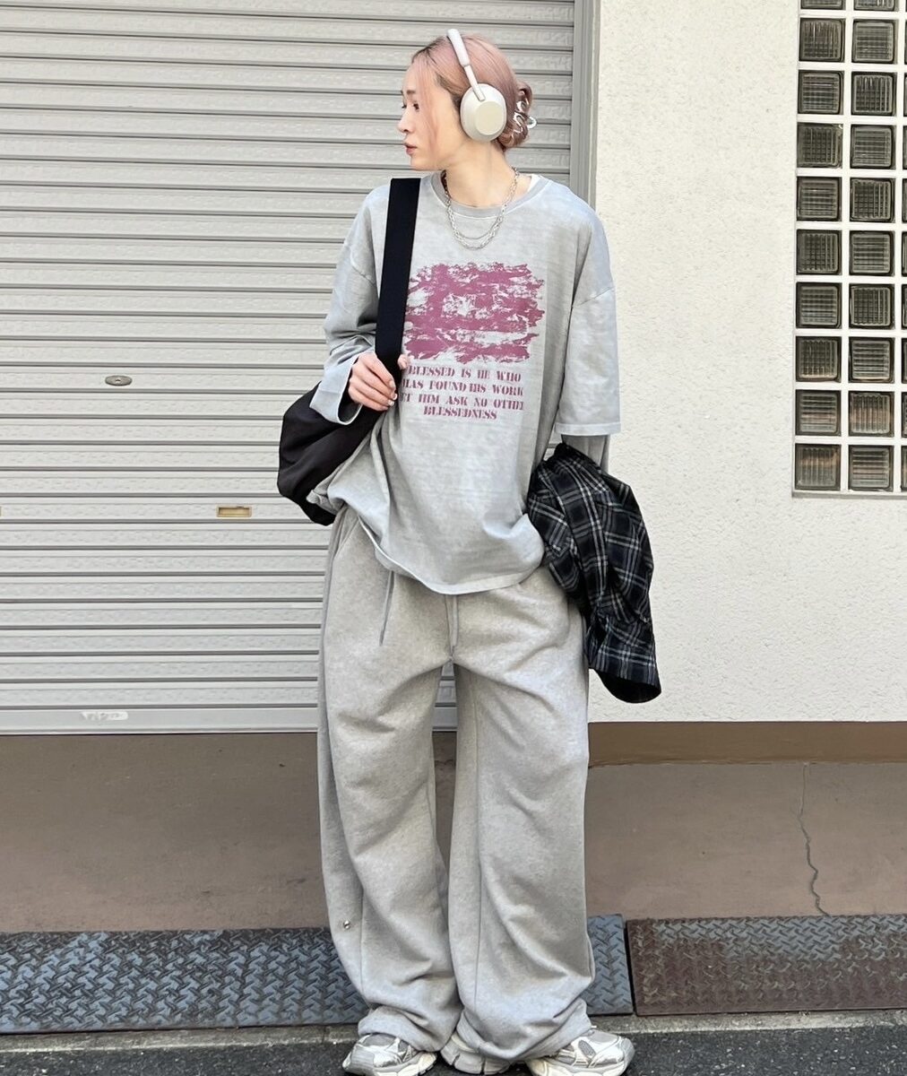 GIRO / 179cm – pressing