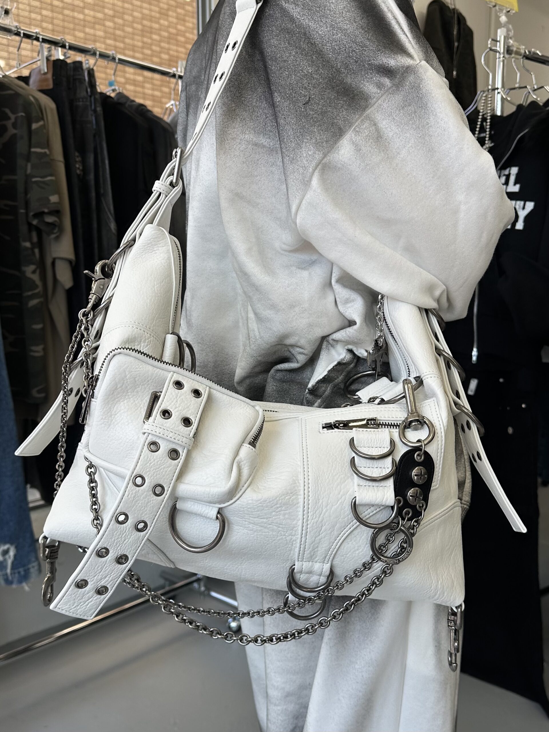 KAISEI / 168cm – pressing