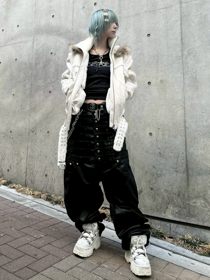 RINKA / 165cm – pressing