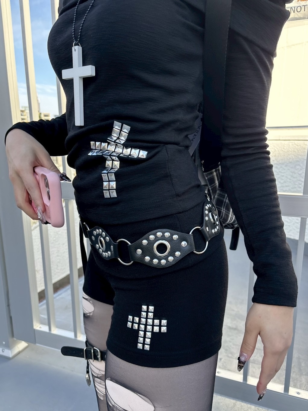 MOMOKA / 163cm – pressing